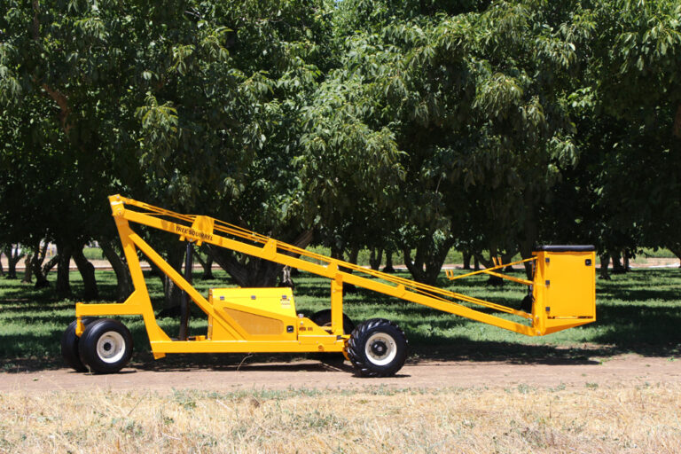 Orchard Equipment AirBlast Sprayer, Cab, Tree Pruner, Picking, Fenders